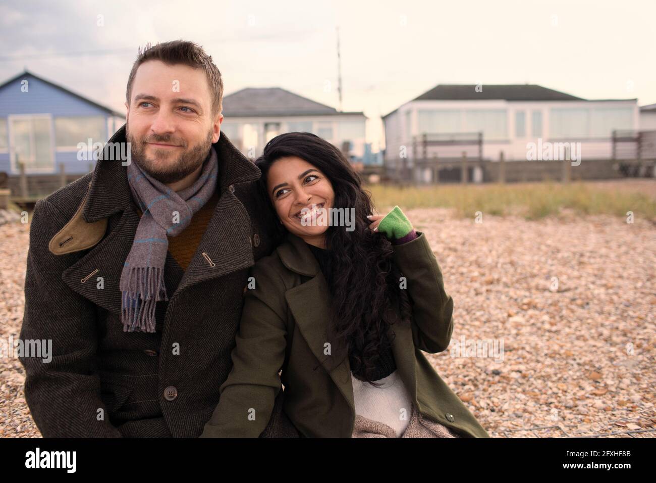 Couple in winter coats hi-res stock photography and images - Alamy
