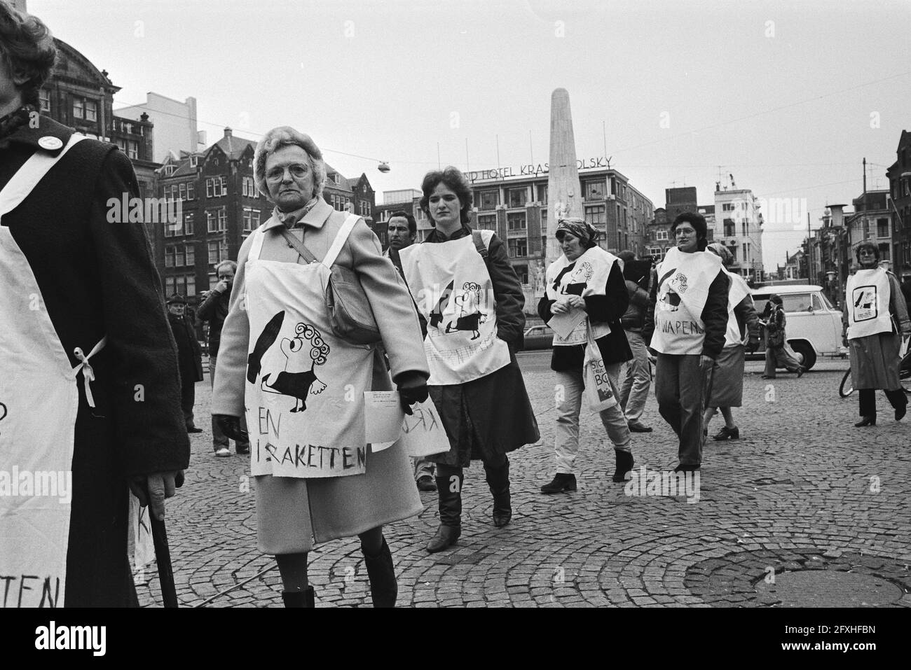 Women for Peace demonstrates at Dam Square, during the sounding of the ...