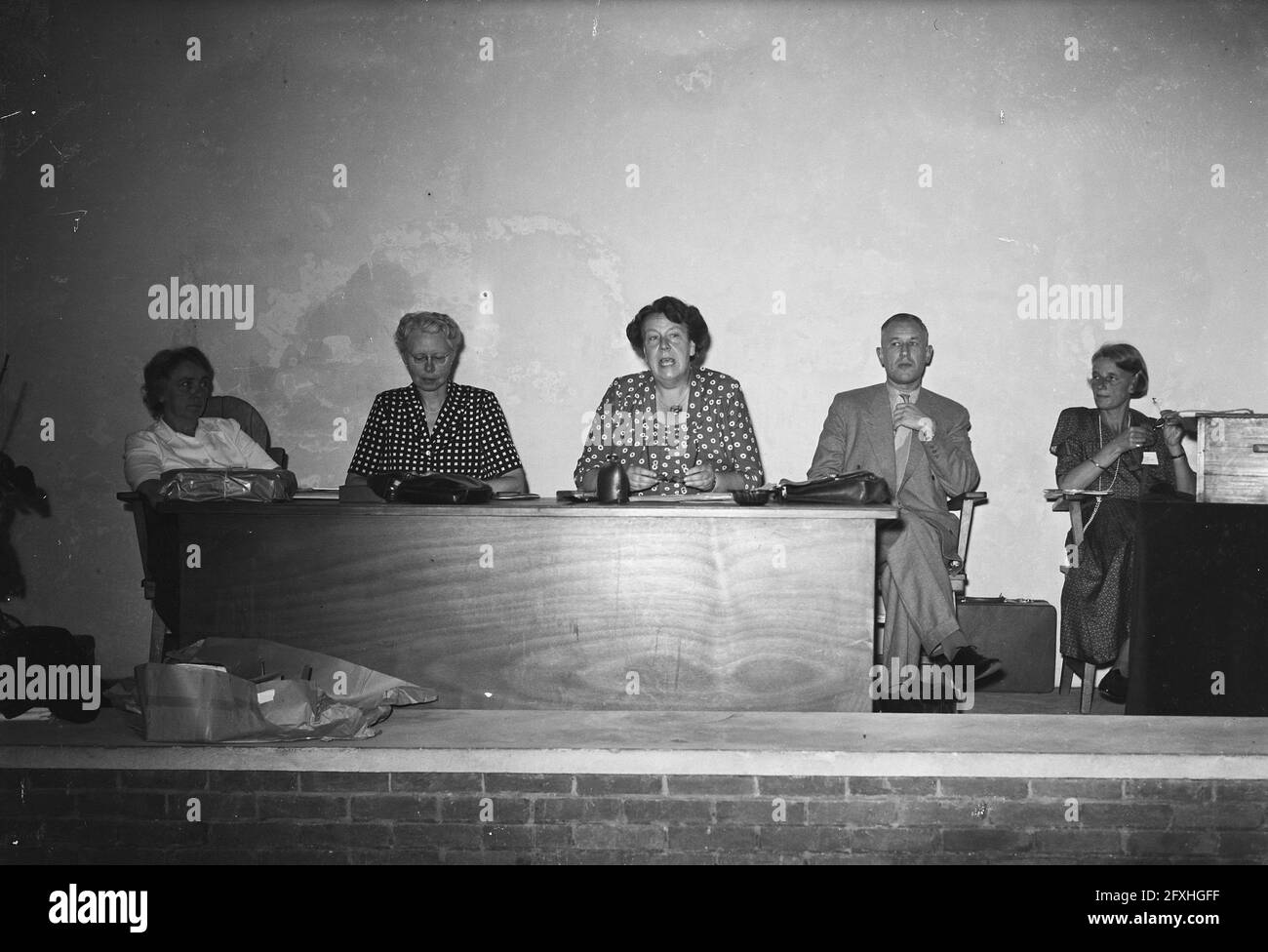 Vvd women hi-res stock photography and images - Alamy