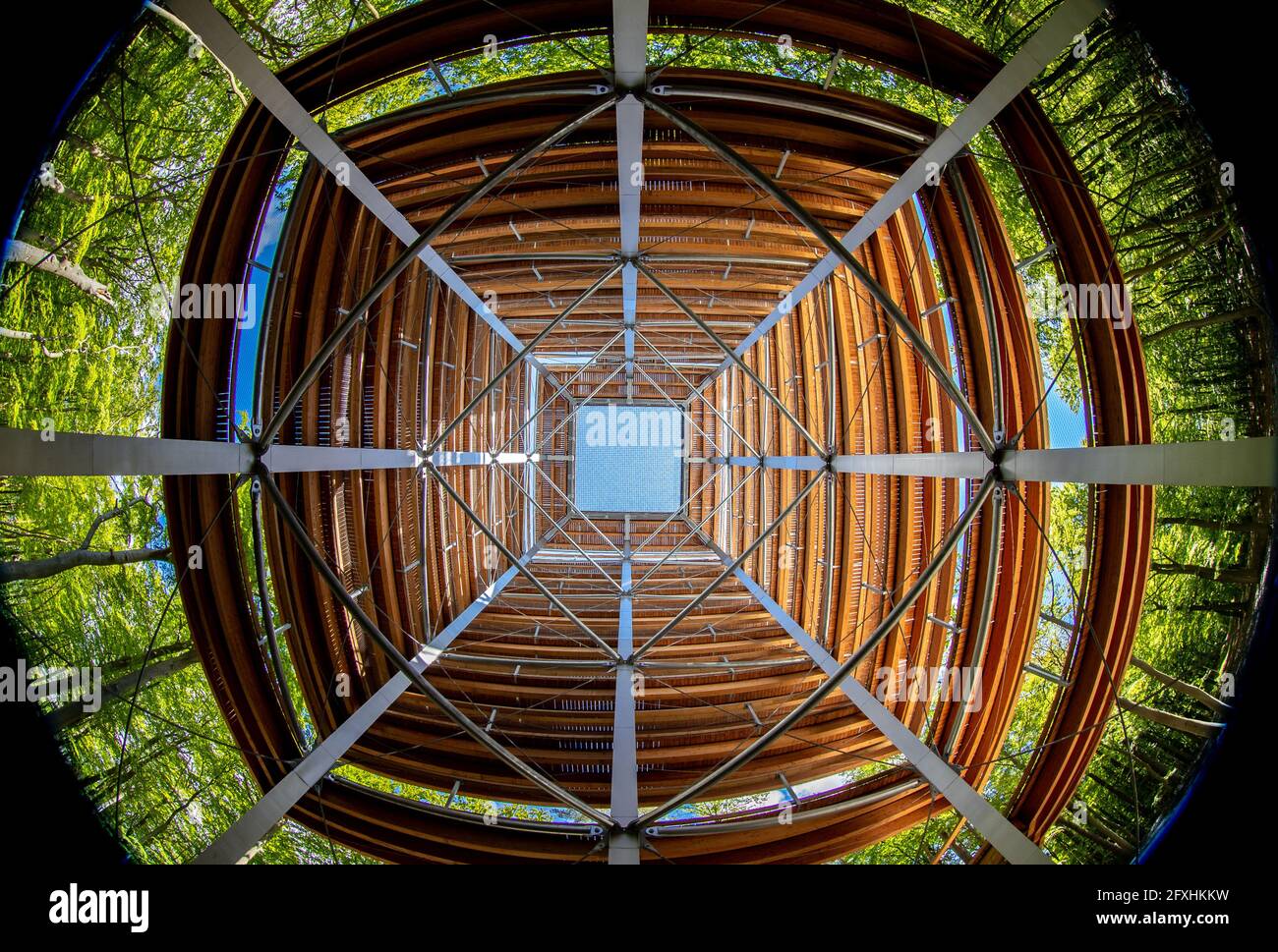 33 meters wide hi-res stock photography and images - Alamy