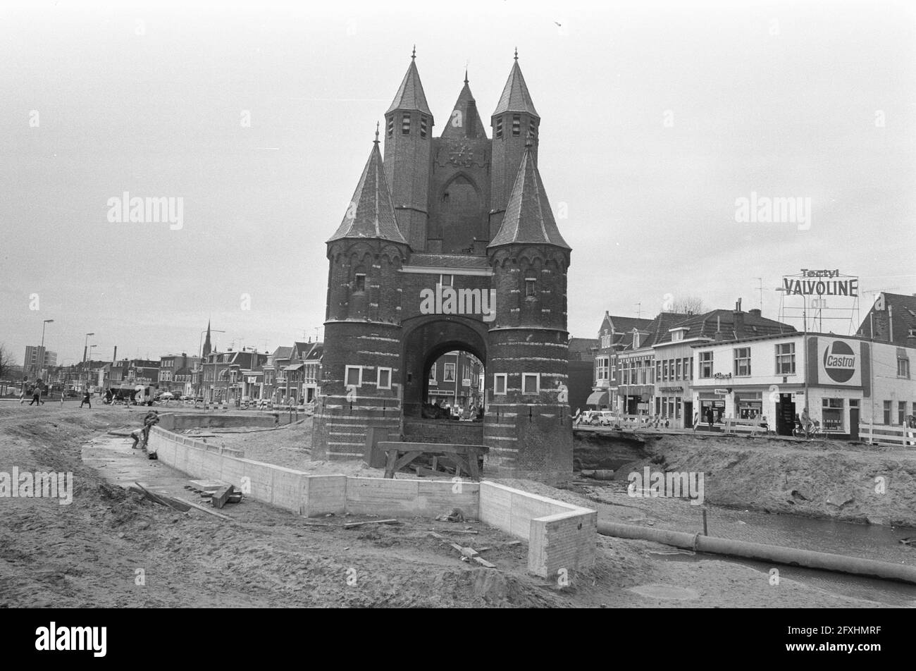 Construction work haarlem Black and White Stock Photos & Images - Alamy