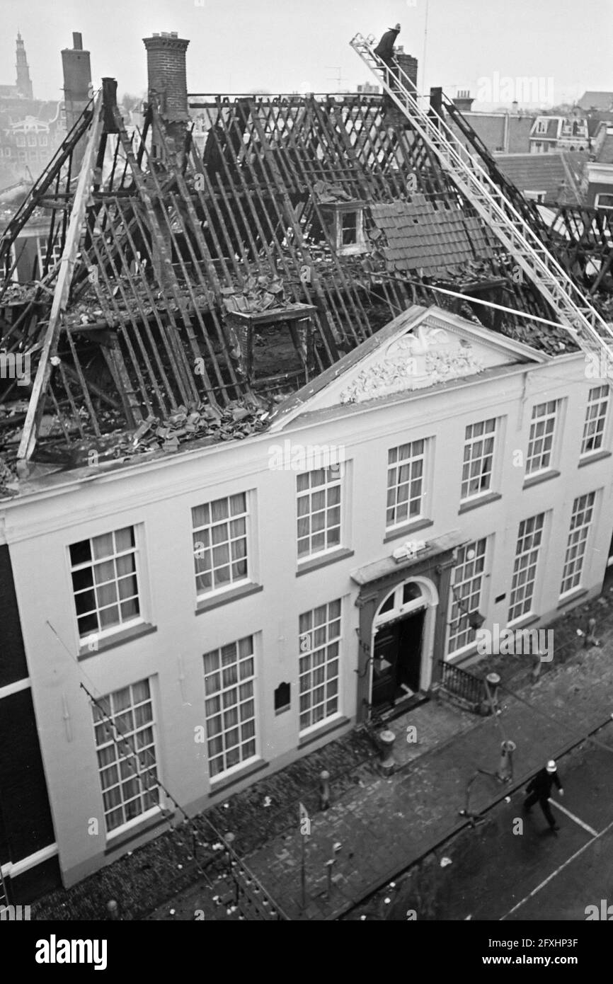 Fire house 1975 hi-res stock photography and images - Alamy