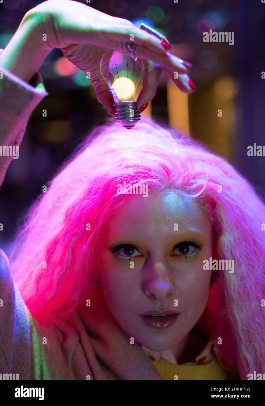 Hair bulb hi-res stock photography and images - Alamy