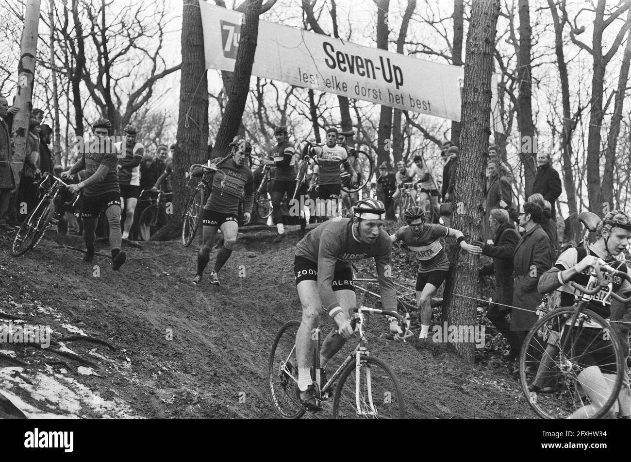 January 3 1971 Black and White Stock Photos & Images - Alamy