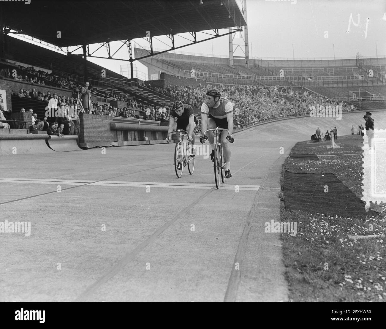 June sprints hi-res stock photography and images - Alamy