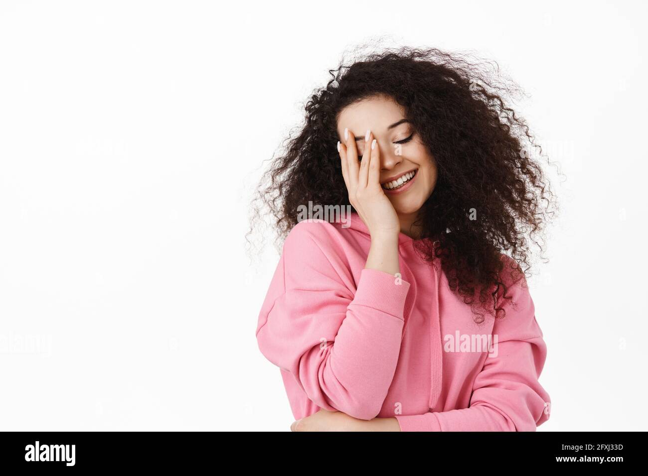 Beauty and lifestyle. Happy brunette woman with dreamy emotion ...