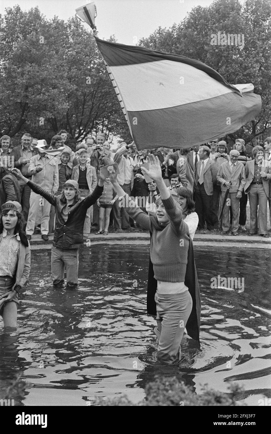 World cup 1974 supporters hi-res stock photography and images - Alamy