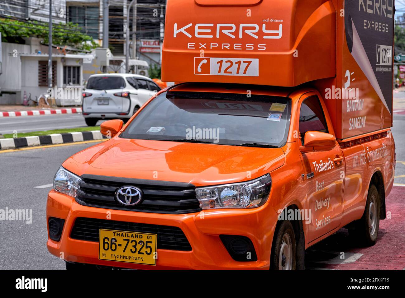 Delivery vehicle hi-res stock photography and images - Alamy