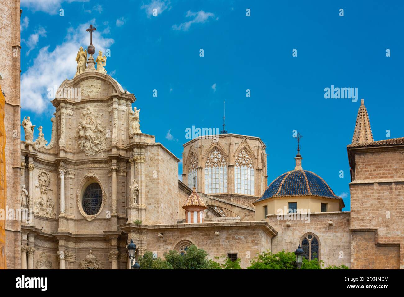 Translucent alabaster hi-res stock photography and images - Alamy