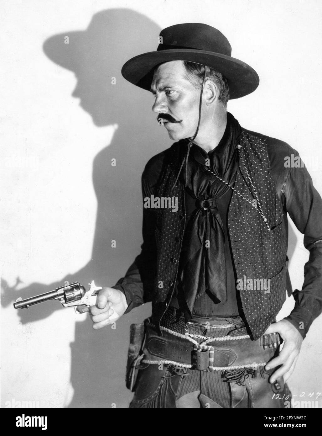 Walter huston Black and White Stock Photos & Images - Alamy