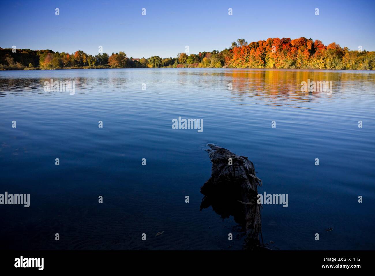 Heart lake canada hi-res stock photography and images - Alamy