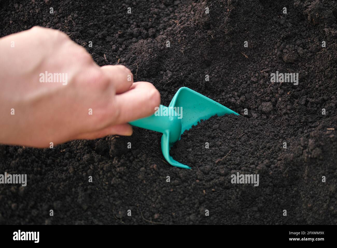 Soil agriculture hi-res stock photography and images - Alamy