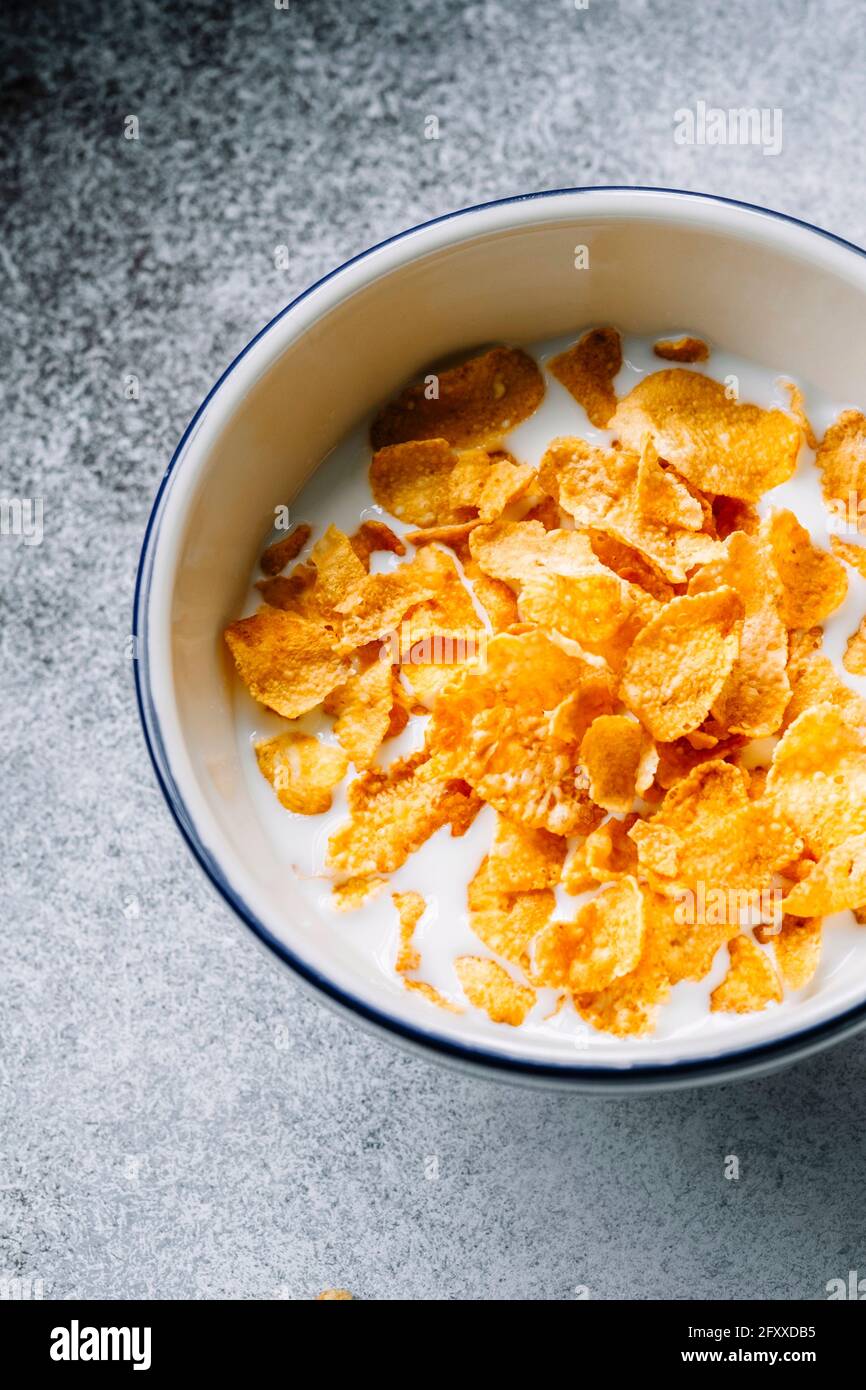 Plain cereal hi-res stock photography and images - Alamy