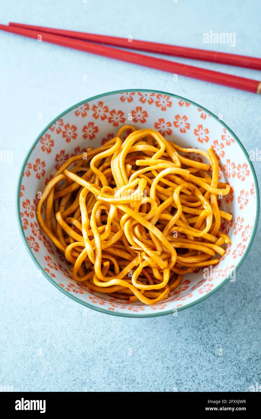 Cooked Chinese Noodles Stock Photo - Alamy