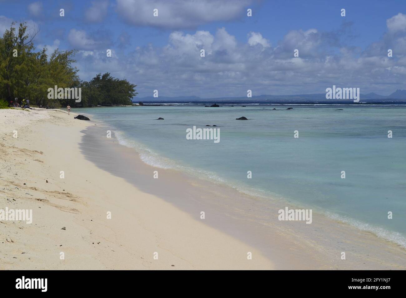 Beautiful and calm view of the snow white sandy beaches on a small ...