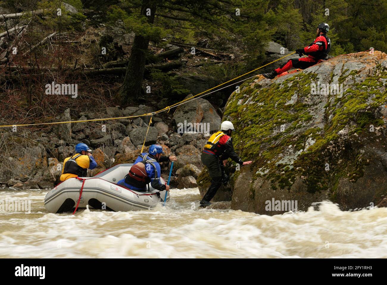 Water rescue action hi-res stock photography and images - Alamy