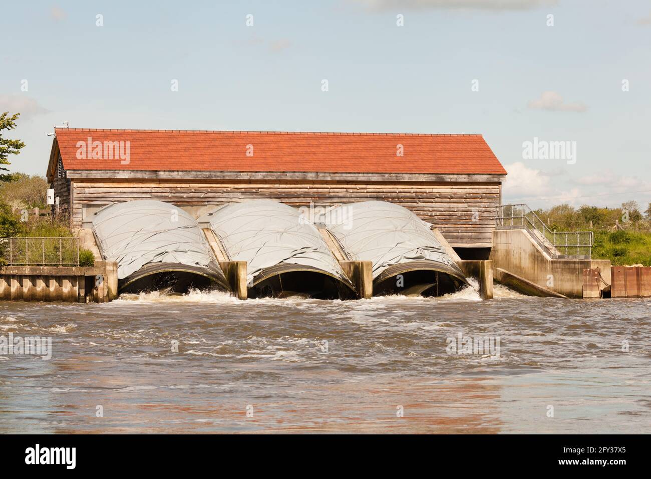 Structure hydropower hi-res stock photography and images - Alamy