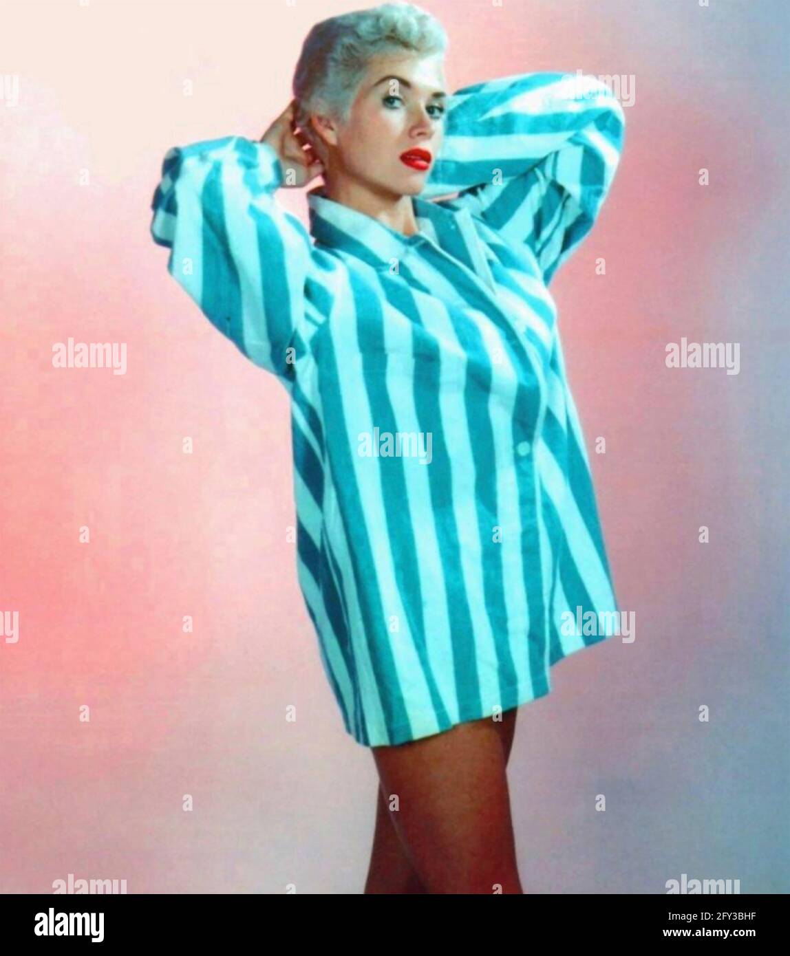 VERA DAY English film actress about 1960 Stock Photo - Alamy