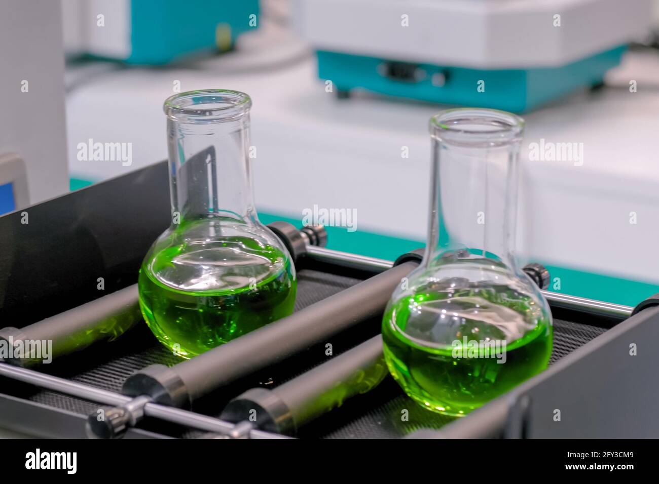 Laboratory Shaker High Resolution Stock Photography and Images - Alamy