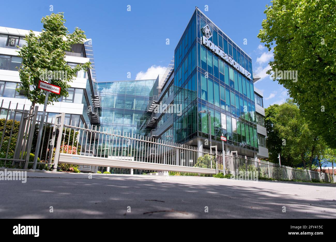 Rohde schwarz hi-res stock photography and images - Alamy