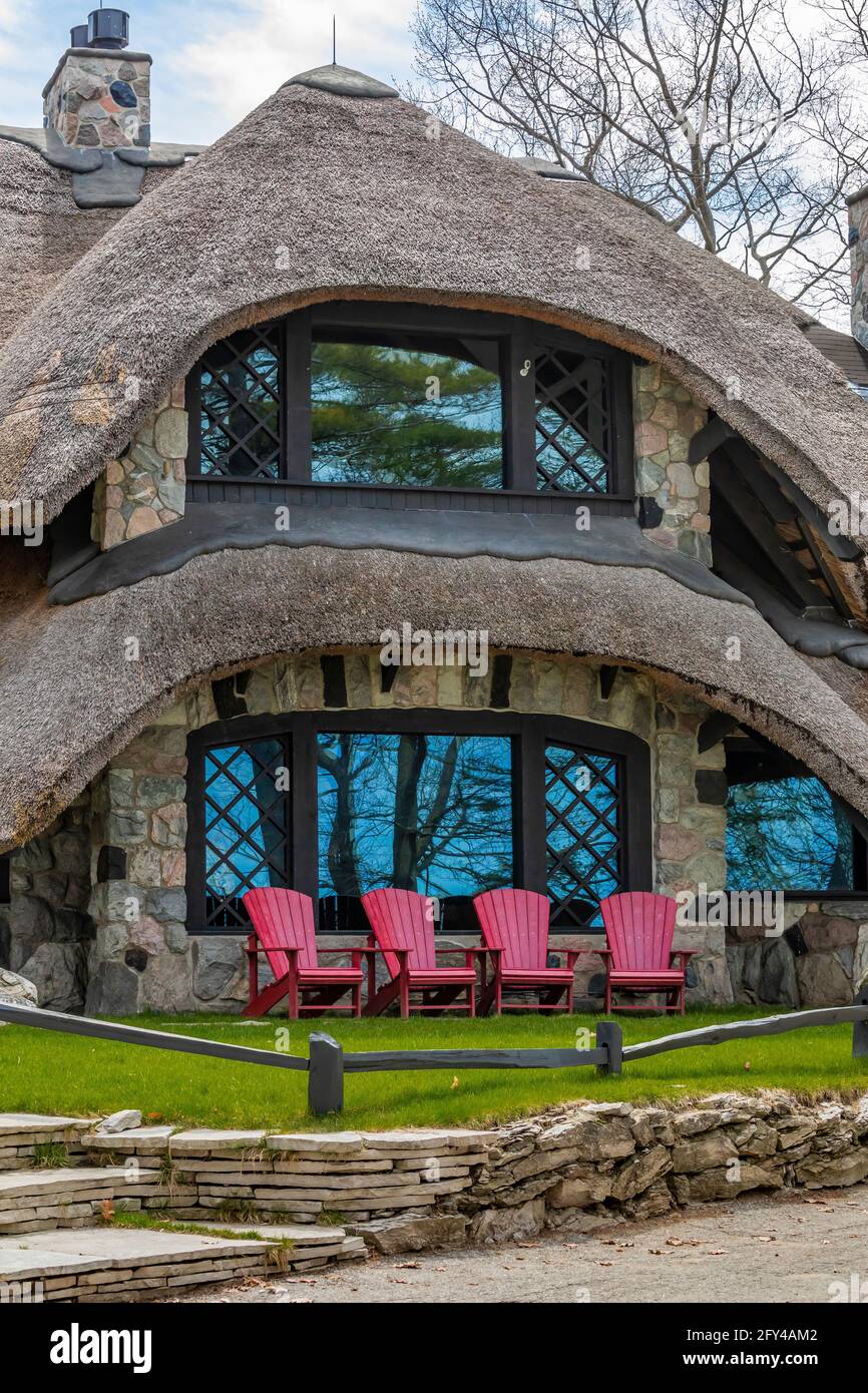 The Thatch House, one of the Mushroom Houses, designed by architect ...