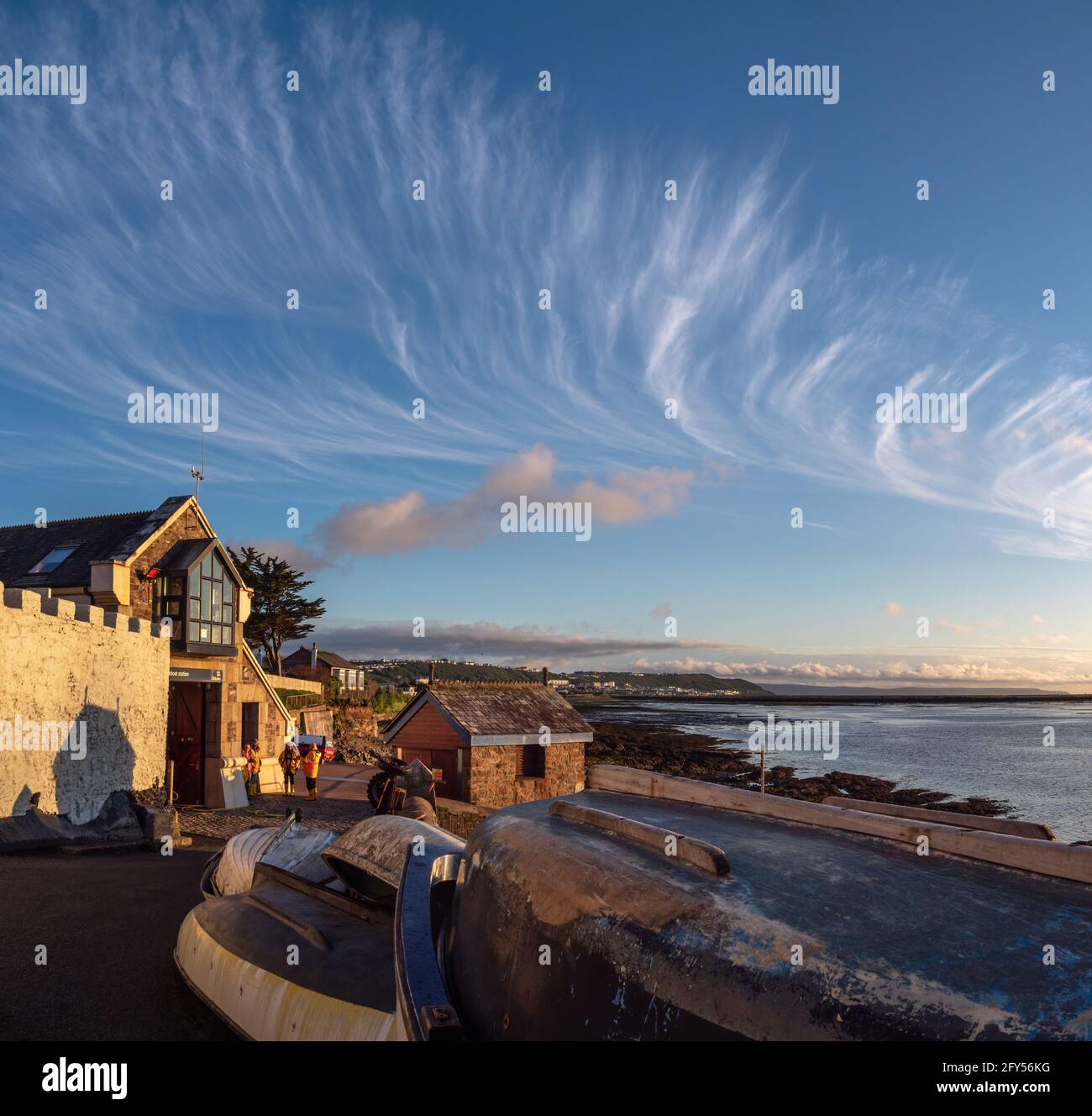 APPLEDORE, DEVON, ENGLAND - MAY 25 2021: The RNLI lifeboat station ...