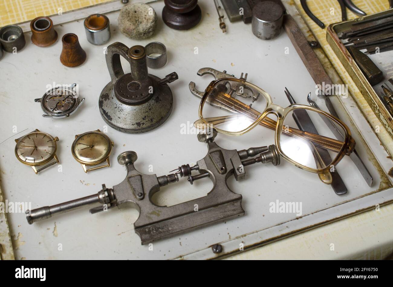 watchmaker's tools: clock lathe, potance, Truing Calipers, tweezers ...