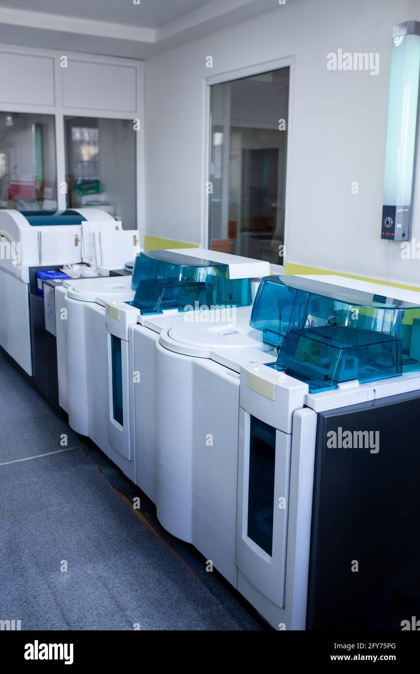medical automated equipment in the laboratory. Apparatus for analysis ...