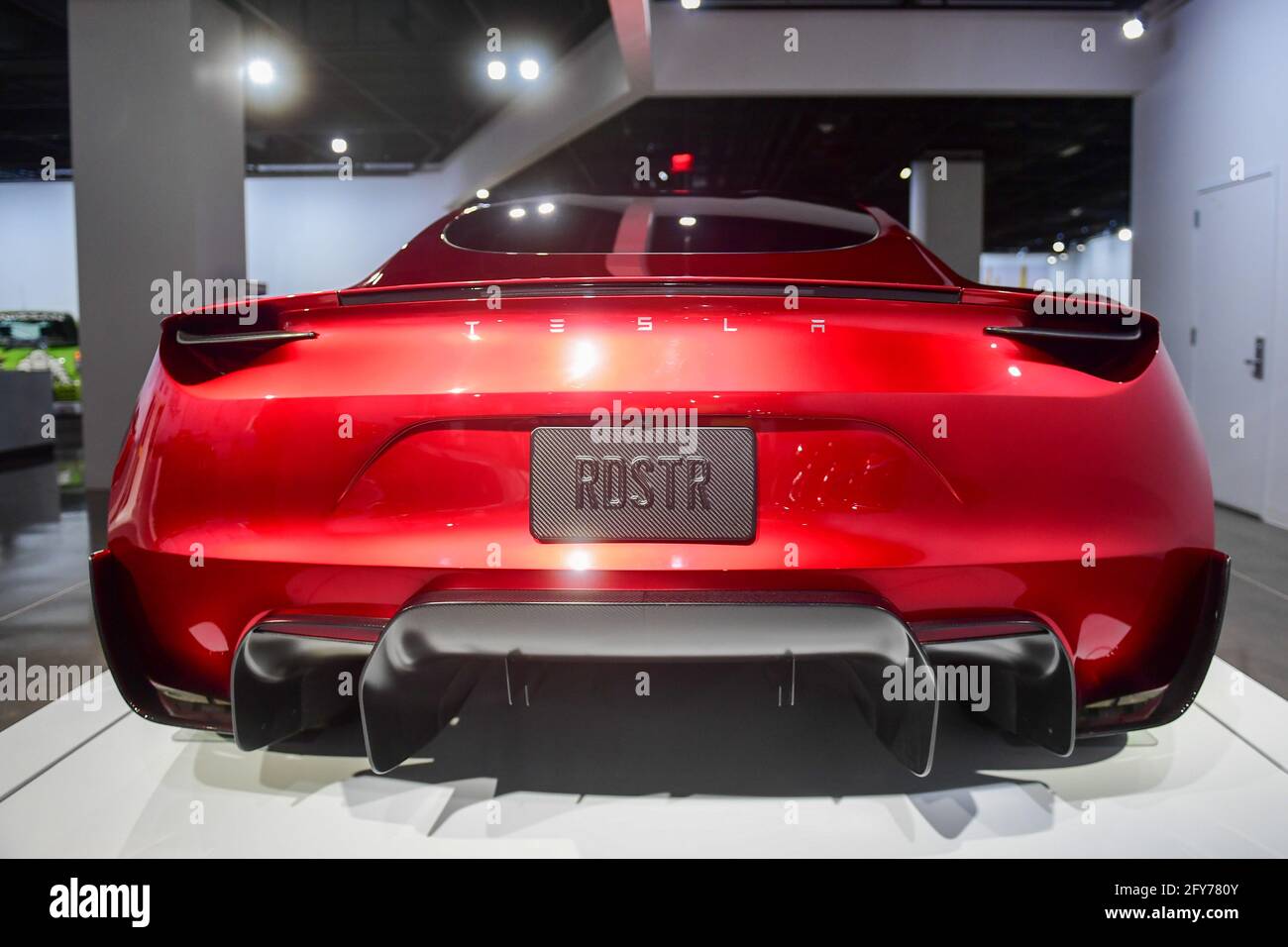 New petersen automotive museum hi-res stock photography and images - Alamy