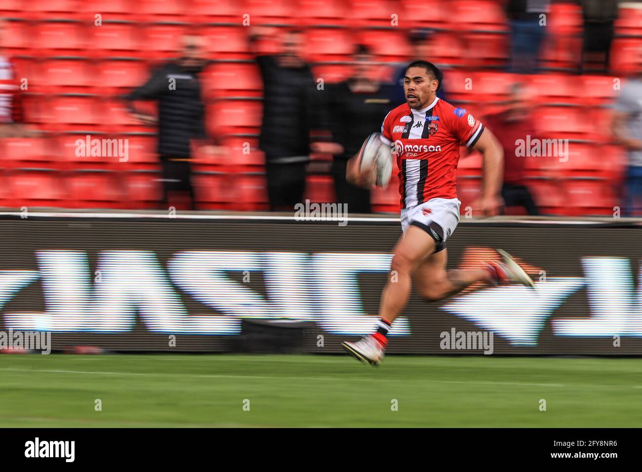 Ken Sio (2) of Salford Red Devils runs in a 70 yard solo try in, on 5 ...