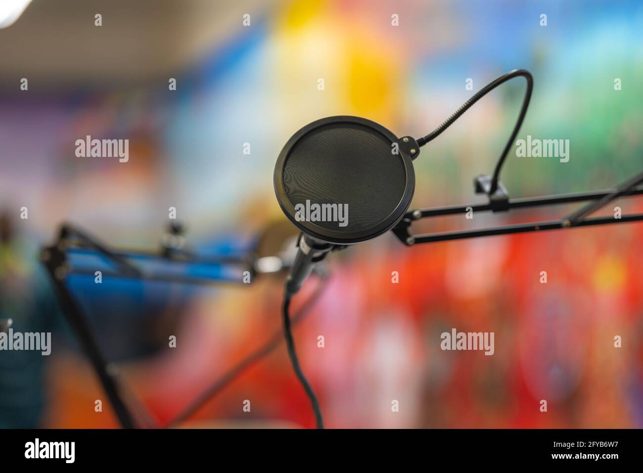 F1 microphone hi-res stock photography and images - Alamy