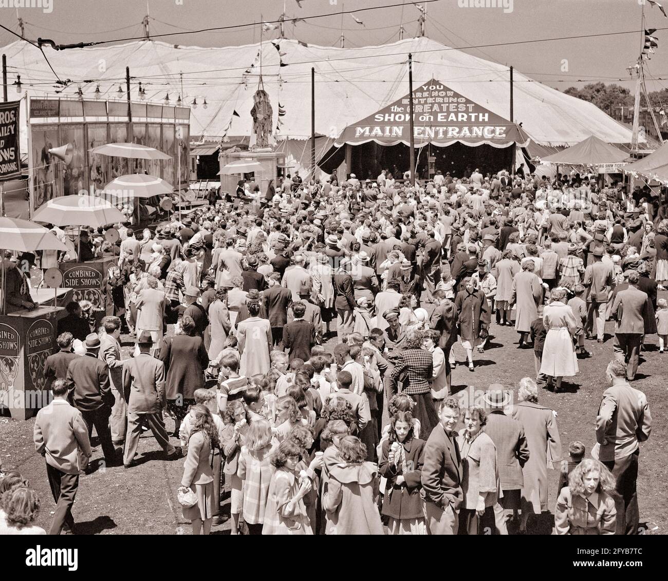 Ringling brothers tent hi-res stock photography and images - Alamy