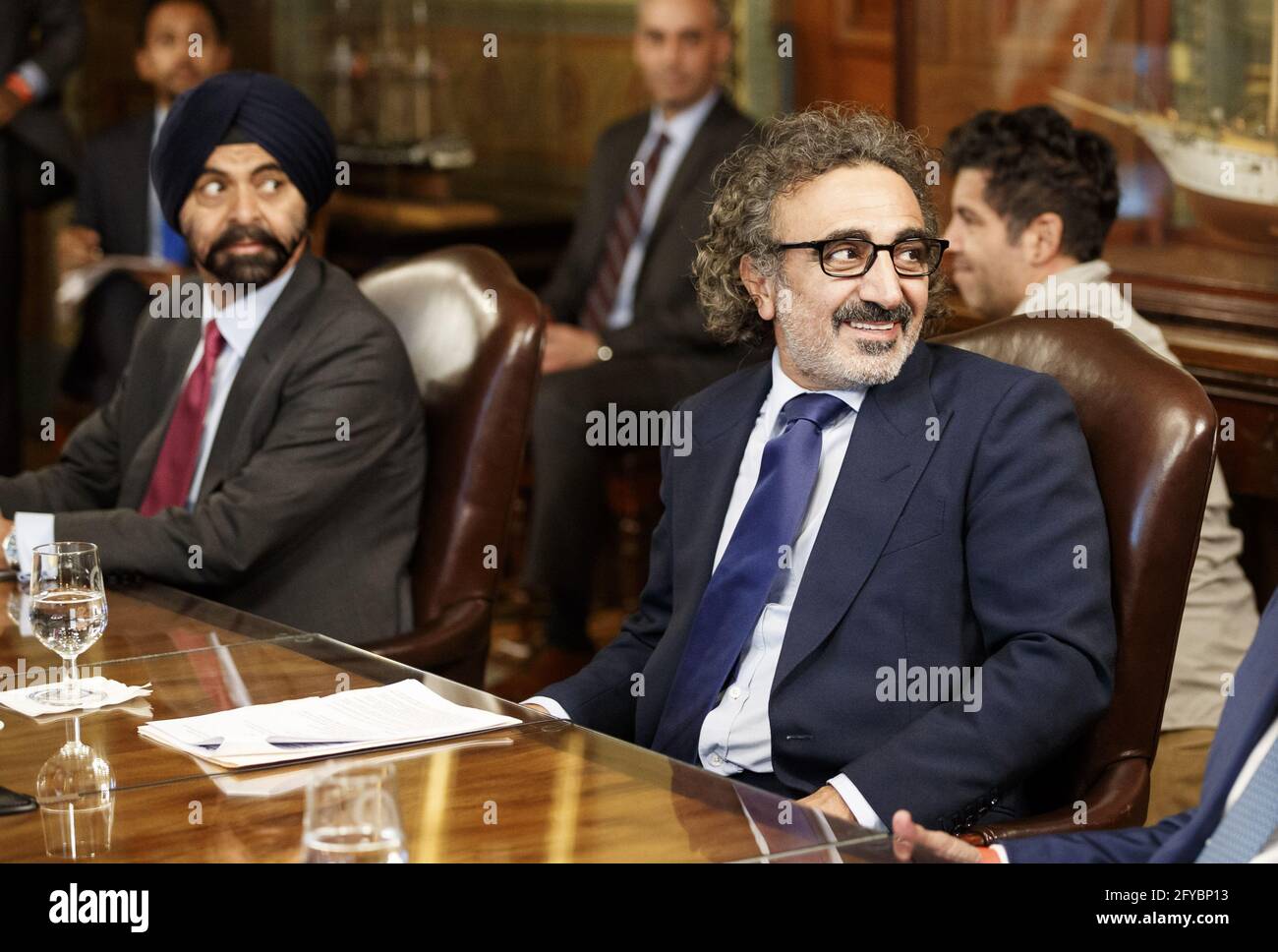 Hamdi ulukaya, chobani ceo hi-res stock photography and images - Alamy