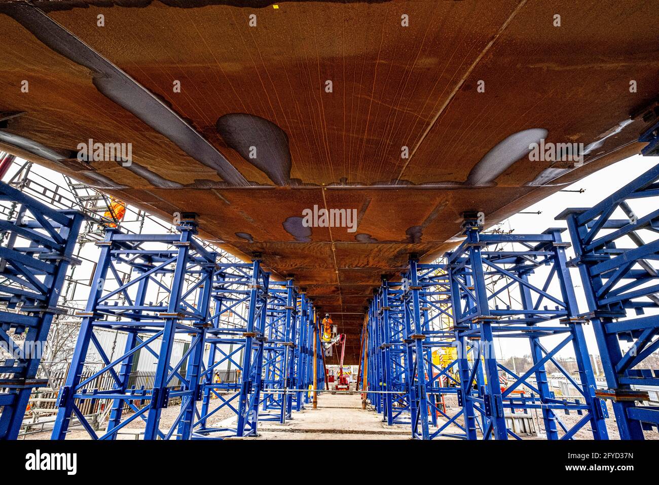 New Bridge being constructed and installed over M8 in Glasgow Stock ...