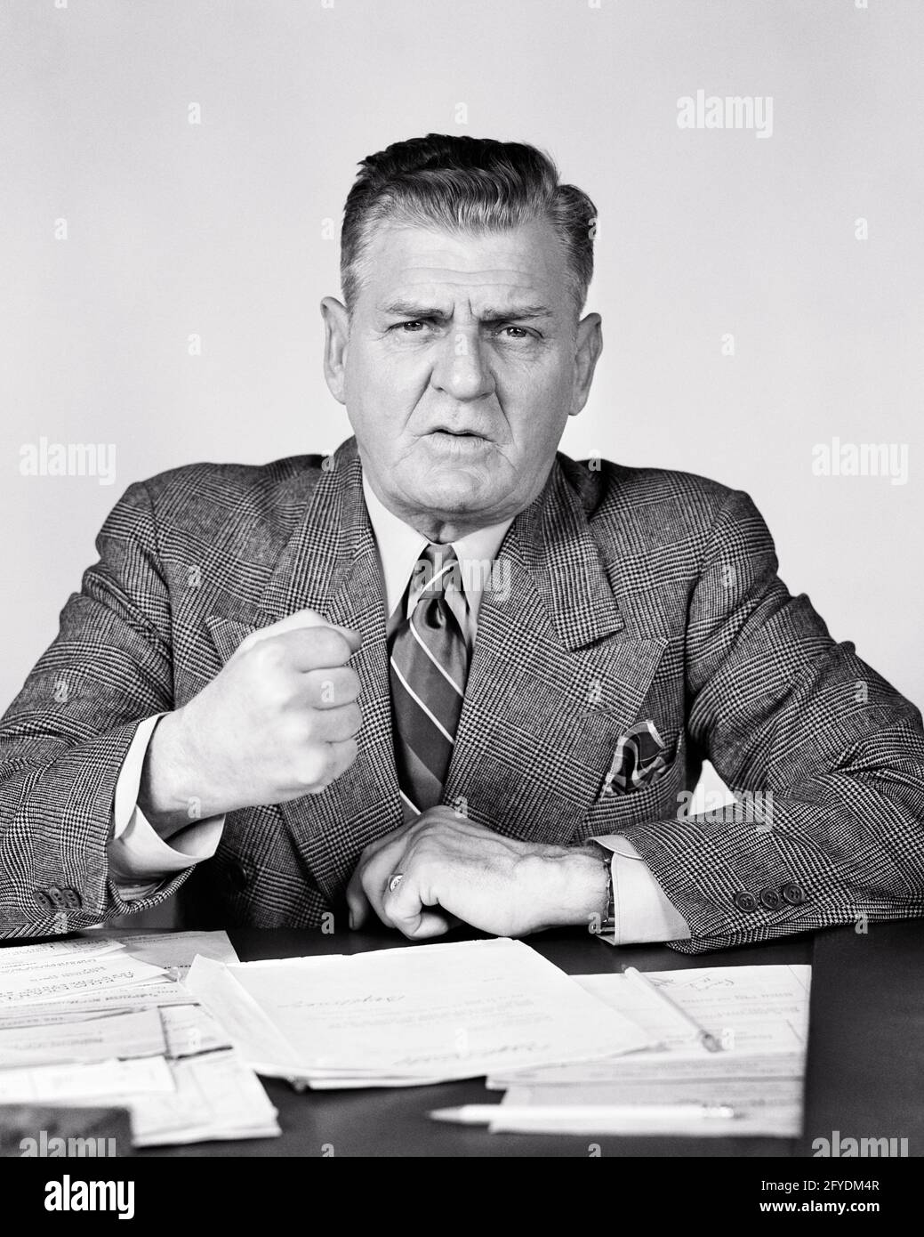 Angry faces black white hi-res stock photography and images - Alamy