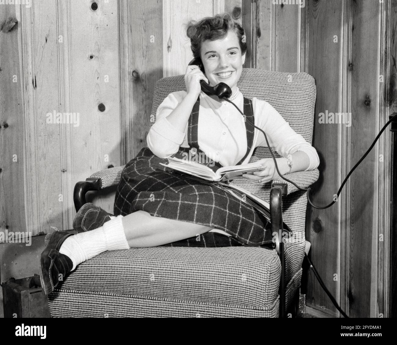 1950s school books hi-res stock photography and images - Alamy