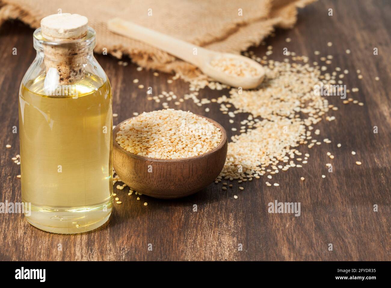 Sesamum indicum hi-res stock photography and images - Alamy