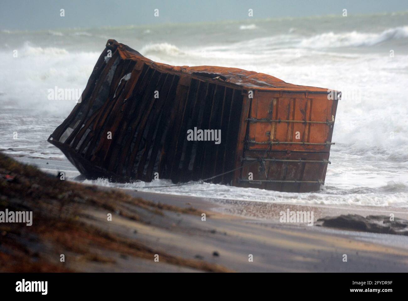 Container ship fire hi-res stock photography and images - Alamy