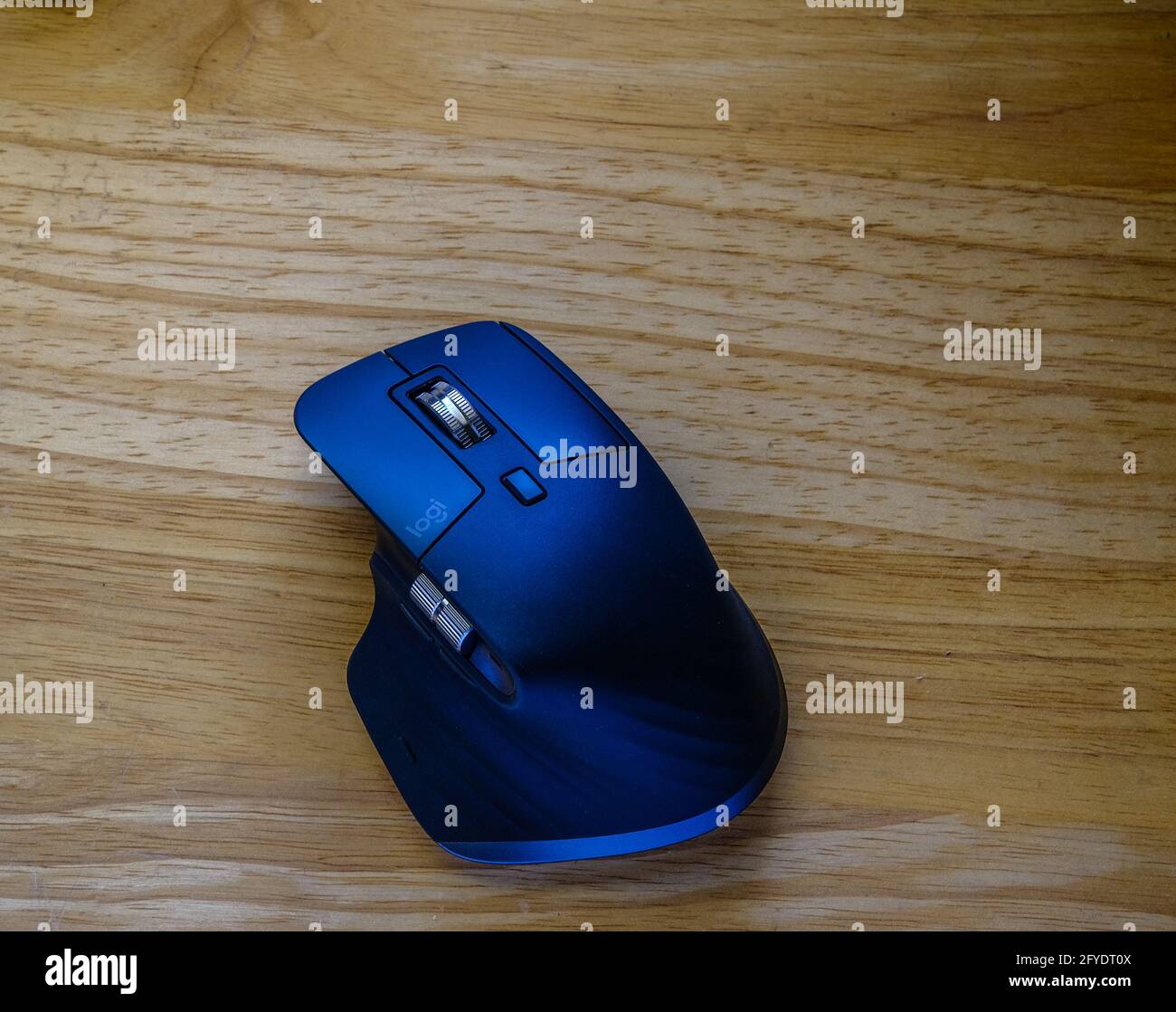 Blue Metallic Computer Mouse Stock Photo - Alamy