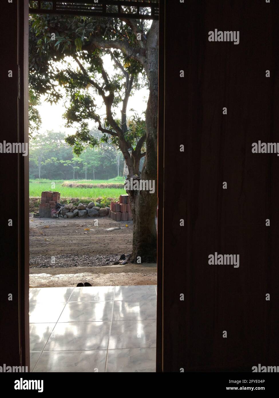Vertical shot house entrance hi-res stock photography and images - Alamy