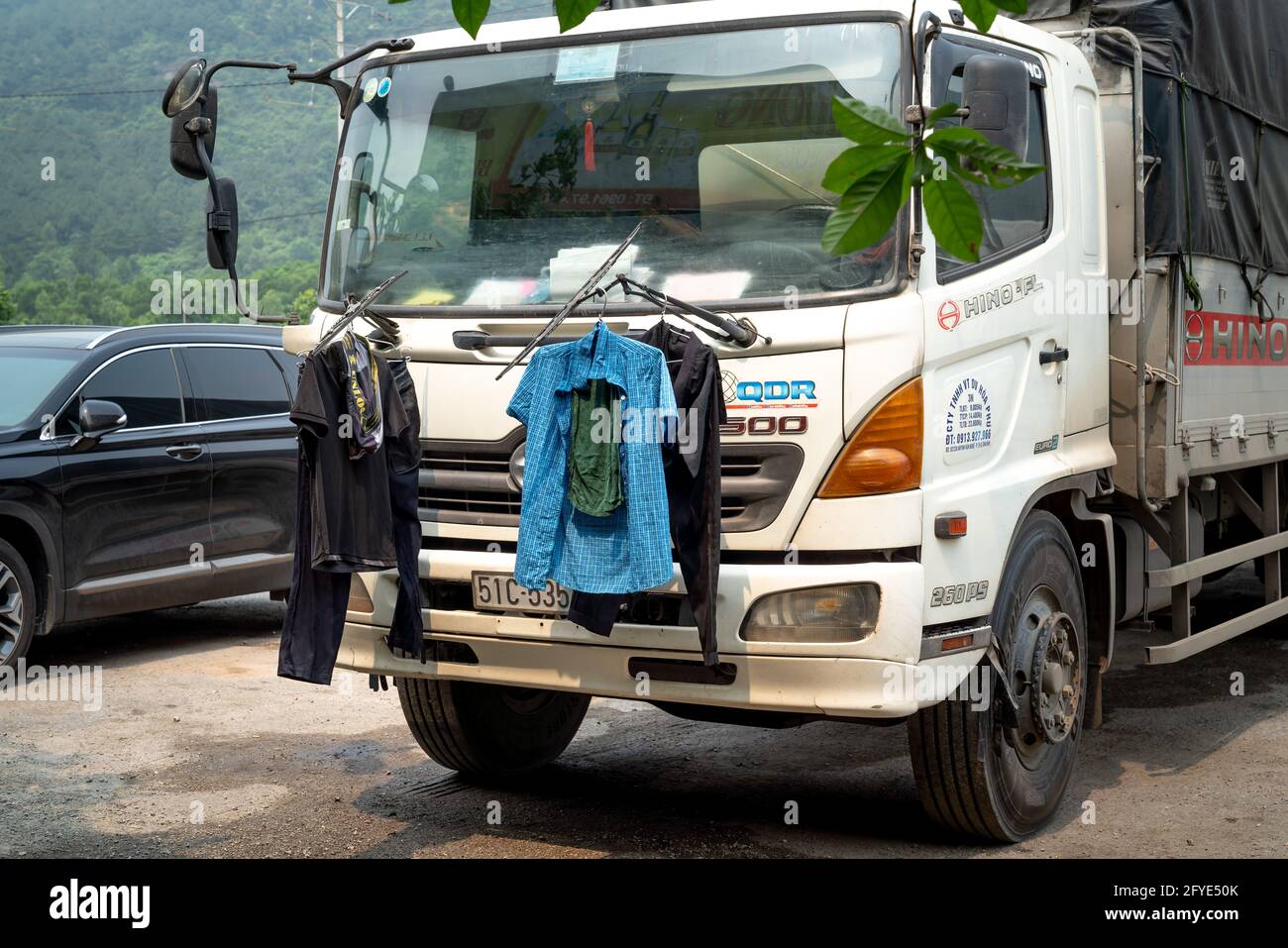 Long distance driver truck hi-res stock photography and images - Alamy