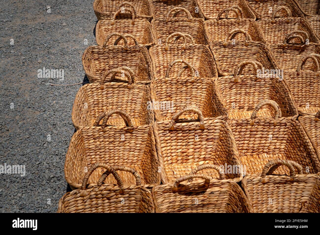 Handicraft baskets hi-res stock photography and images - Alamy