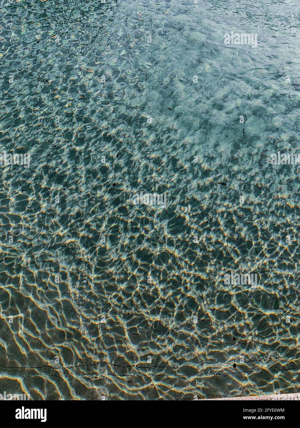 Clean water vertical hi-res stock photography and images - Alamy