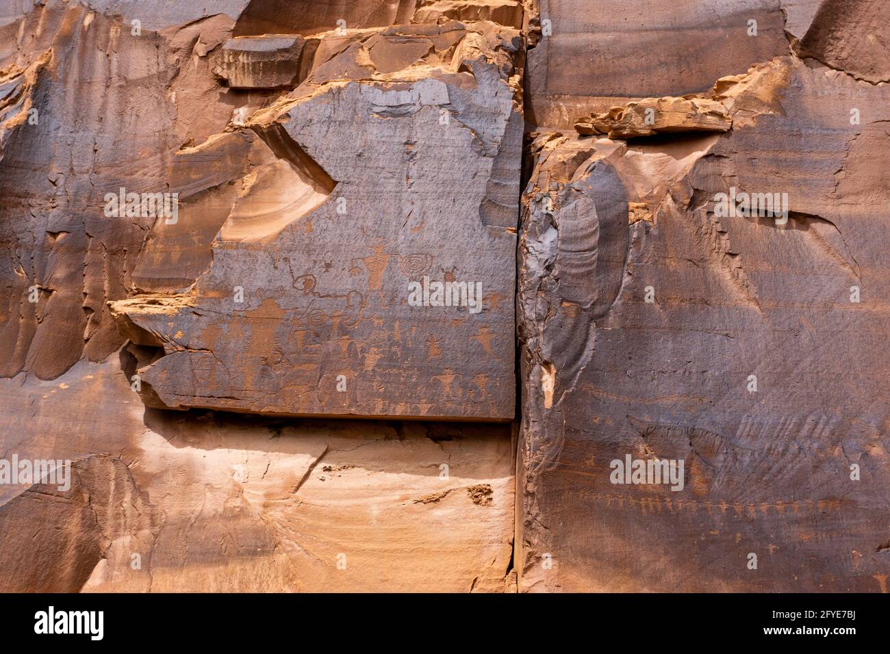 Rock art petroglyphs near Moab Utah Stock Photo - Alamy