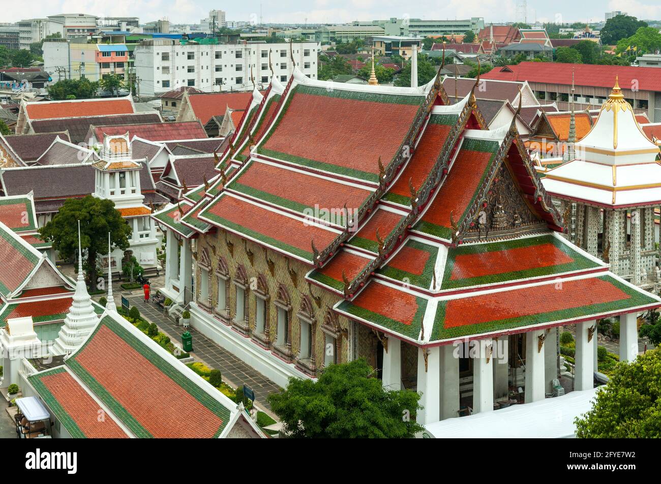 Buddhist monks residence hi-res stock photography and images - Alamy