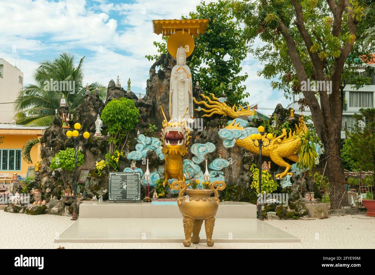 Giac Lam Pagoda, Ho Chi Minh City, Vietnam Stock Photo - Alamy