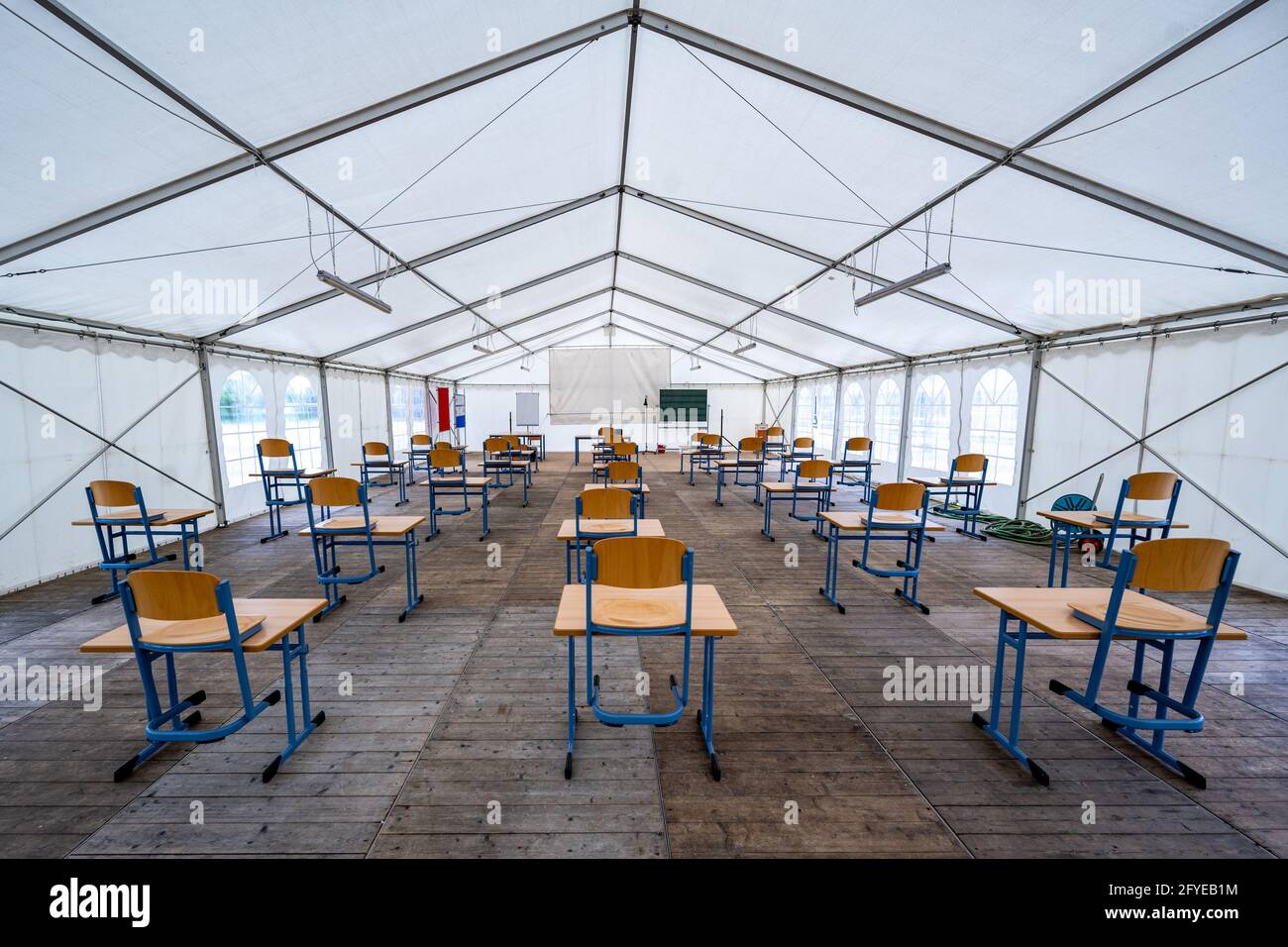 Deggendorf, Germany. 21st May, 2021. A tent is used as a classroom at ...