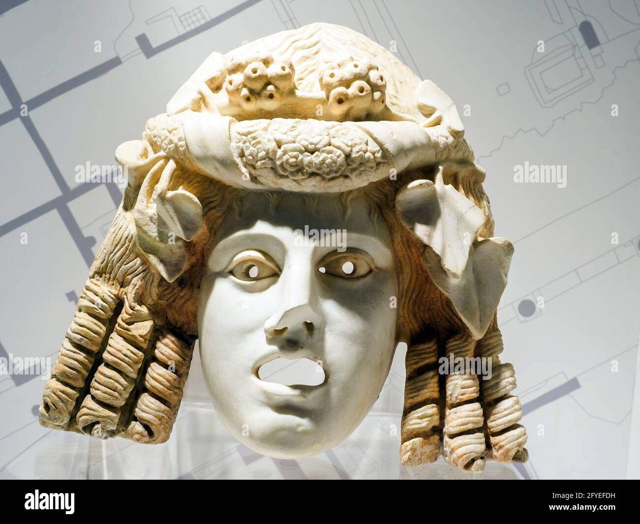 Marble mask hi-res stock photography and images - Alamy
