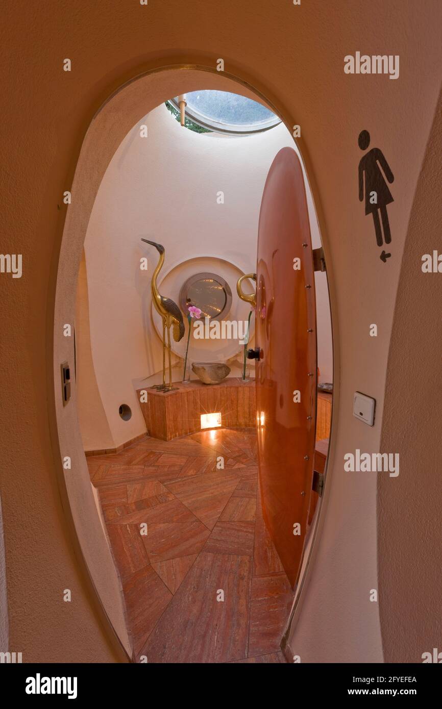 Pierre cardin bubble hi-res stock photography and images - Alamy