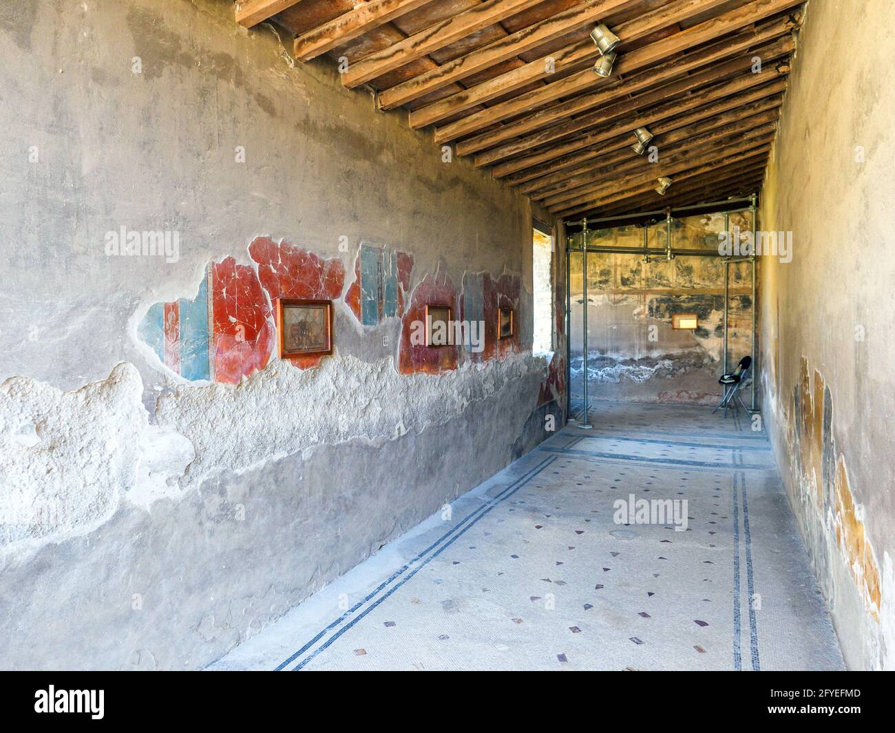 Ercolano casa dei cervi hi-res stock photography and images - Alamy